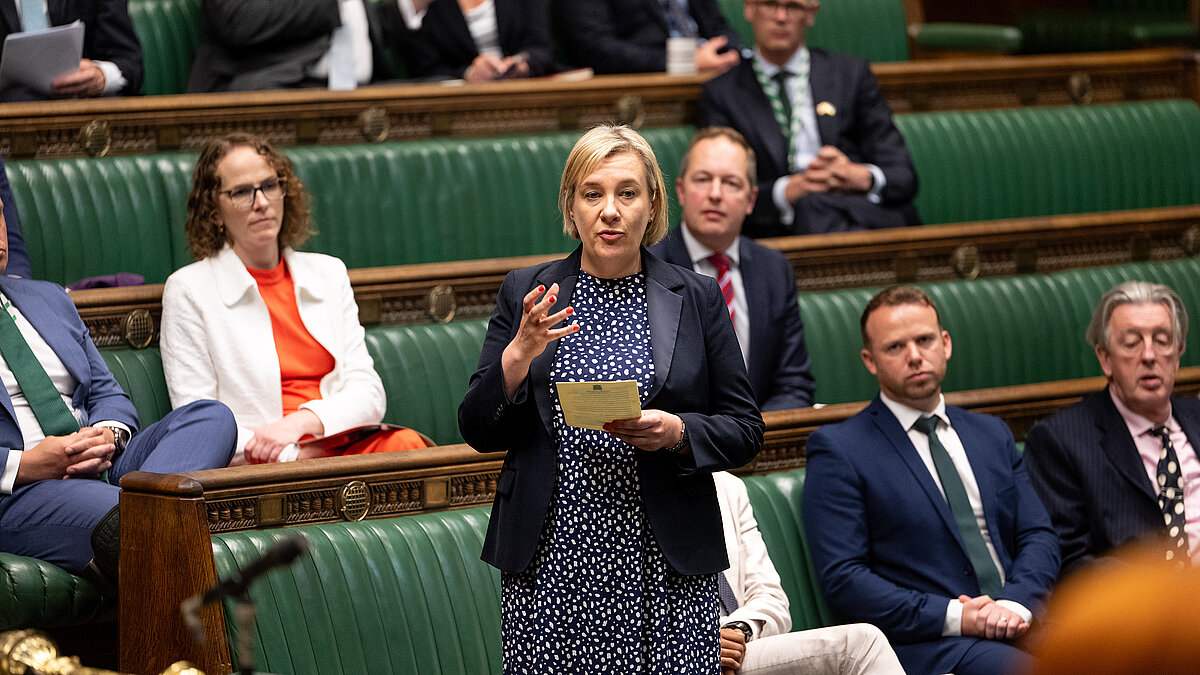 Lisa Smart challenges Government over the cliff edge of the Special ...